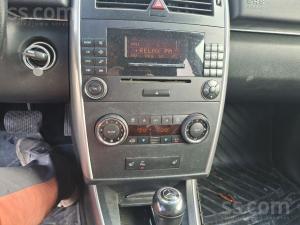 Pelēks Mercedes-Benz B 200 2008 Valmiera, ar dzinēja tilpumu 2.00 L un nobraukumu 245 tūkst. km par 2400 €, foto 14 vietnē AUTOMOTO.COM.LV