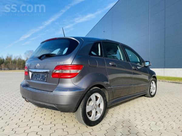 Pelēks Mercedes-Benz B 200 2009 Rīga, ar dzinēja tilpumu 2.00 L un nobraukumu 217 tūkst. km par 4590 €, foto 3 vietnē AUTOMOTO.COM.LV