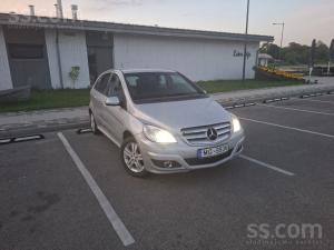Grey Mercedes-Benz B 200 2010 in Rezekne, with an engine capacity of 2.00 L and mileage of 290 thousand km for 2650 €, photo 8 on AUTOMOTO.COM.LV