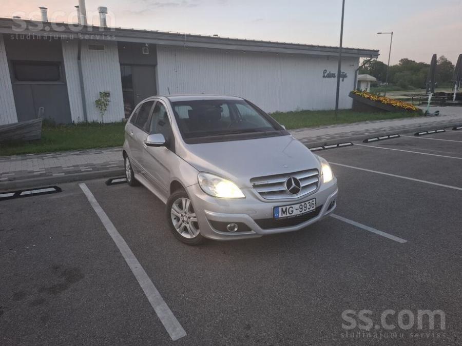 Grey Mercedes-Benz B 200 2010 in Rezekne, with an engine capacity of 2.00 L and mileage of 290 thousand km for 2650 €, photo 8 on AUTOMOTO.COM.LV