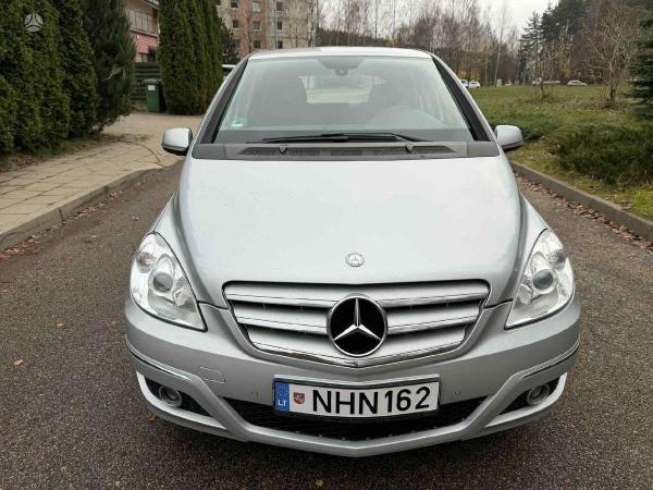Pelēks Mercedes-Benz B 200 2010 Viļņa, ar dzinēja tilpumu 2.00 L un nobraukumu 210 tūkst. km par 2800 €, foto 2 vietnē AUTOMOTO.COM.LV