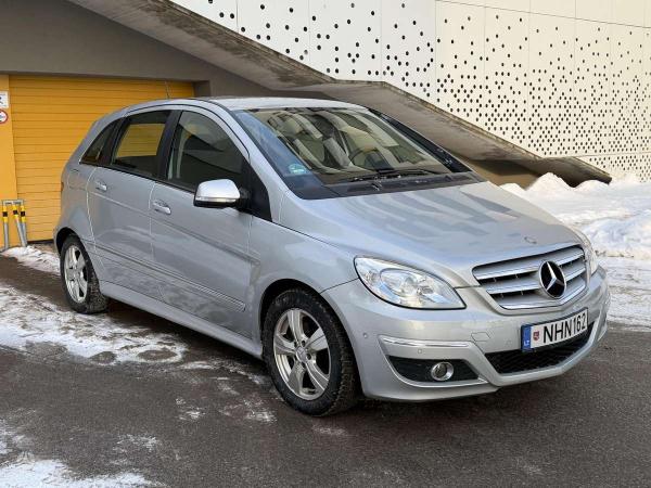 Grey Mercedes-Benz B 200 2010 in Vilnius, with an engine capacity of 2.00 L and mileage of 228 thousand km for 2650 €, photo 10 on AUTOMOTO.COM.LV