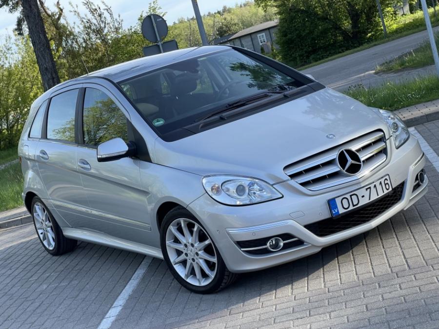 Pelēks Mercedes-Benz B 200 2010 Rīga, ar dzinēja tilpumu 2.00 L un nobraukumu 266 tūkst. km par 4350 €, foto 4 vietnē AUTOMOTO.COM.LV