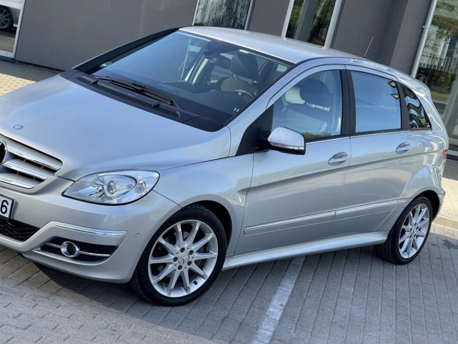 Pelēks Mercedes-Benz B 200 2010 Rīga, ar dzinēja tilpumu 2.00 L un nobraukumu 266 tūkst. km par 4350 €, foto 7 vietnē AUTOMOTO.COM.LV