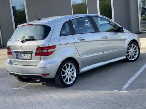Pelēks Mercedes-Benz B 200 2010 Rīga, ar dzinēja tilpumu 2.00 L un nobraukumu 266 tūkst. km par 4350 €, foto 16 vietnē AUTOMOTO.COM.LV