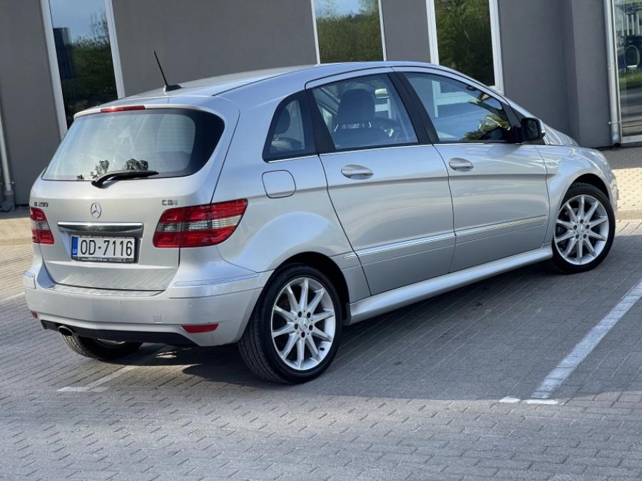 Pelēks Mercedes-Benz B 200 2010 Rīga, ar dzinēja tilpumu 2.00 L un nobraukumu 266 tūkst. km par 4350 €, foto 16 vietnē AUTOMOTO.COM.LV