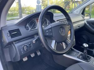 Pelēks Mercedes-Benz B 200 2010 Rīga, ar dzinēja tilpumu 2.00 L un nobraukumu 266 tūkst. km par 4350 €, foto 22 vietnē AUTOMOTO.COM.LV