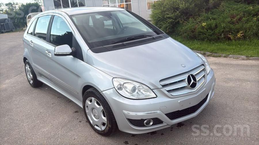 Pelēks Mercedes-Benz B 200 2010 Saldus, ar dzinēja tilpumu 2.00 L un nobraukumu 264 tūkst. km par 3100 €, foto 1 vietnē AUTOMOTO.COM.LV