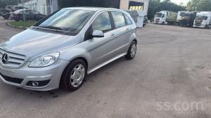 Pelēks Mercedes-Benz B 200 2010 Saldus, ar dzinēja tilpumu 2.00 L un nobraukumu 264 tūkst. km par 3100 €, foto 3 vietnē AUTOMOTO.COM.LV
