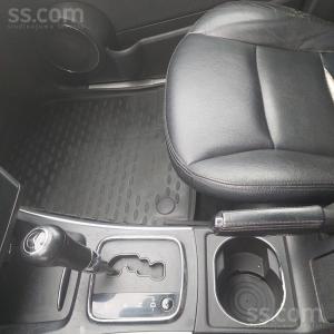 Pelēks Mercedes-Benz B 200 2010 Jēkabpils, ar dzinēja tilpumu 2.00 L un nobraukumu 404 tūkst. km par 1900 €, foto 7 vietnē AUTOMOTO.COM.LV