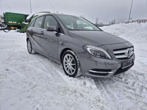 Pelēks Mercedes-Benz B 200 2012 Telšiai, ar dzinēja tilpumu 1.60 L un nobraukumu 201 tūkst. km par 8500 €, foto 3 vietnē AUTOMOTO.COM.LV