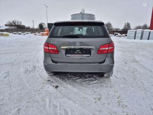 Pelēks Mercedes-Benz B 200 2012 Telšiai, ar dzinēja tilpumu 1.60 L un nobraukumu 201 tūkst. km par 8500 €, foto 5 vietnē AUTOMOTO.COM.LV