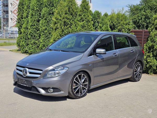 Pelēks Mercedes-Benz B 200 2012 Kretinga, ar dzinēja tilpumu 1.80 L un nobraukumu 32 tūkst. km par 5299 €, foto 1 vietnē AUTOMOTO.COM.LV