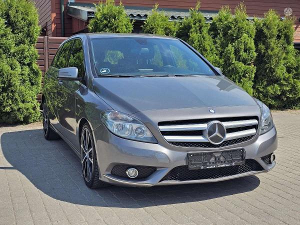 Pelēks Mercedes-Benz B 200 2012 Kretinga, ar dzinēja tilpumu 1.80 L un nobraukumu 32 tūkst. km par 5299 €, foto 4 vietnē AUTOMOTO.COM.LV