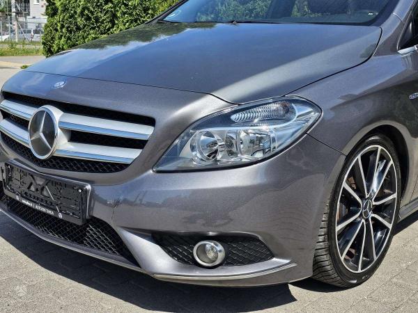 Pelēks Mercedes-Benz B 200 2012 Kretinga, ar dzinēja tilpumu 1.80 L un nobraukumu 32 tūkst. km par 5299 €, foto 7 vietnē AUTOMOTO.COM.LV