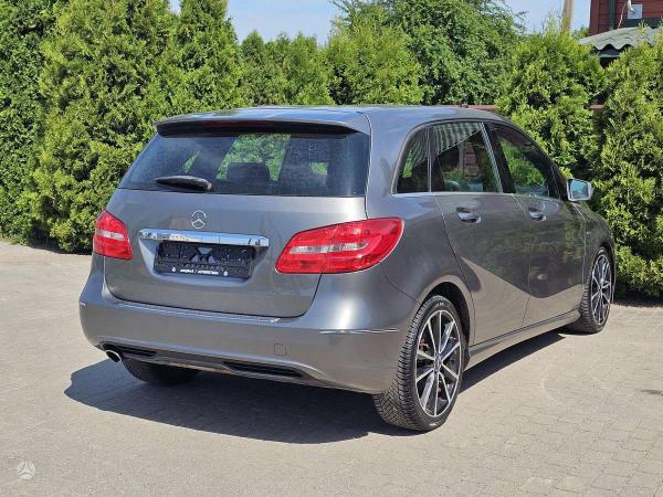 Pelēks Mercedes-Benz B 200 2012 Kretinga, ar dzinēja tilpumu 1.80 L un nobraukumu 32 tūkst. km par 5299 €, foto 8 vietnē AUTOMOTO.COM.LV