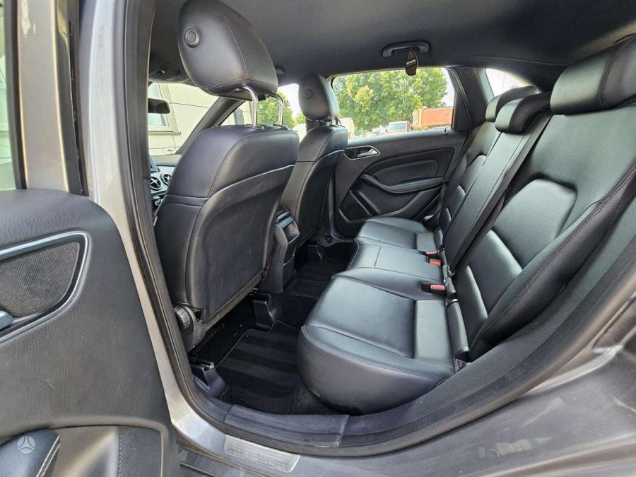 Pelēks Mercedes-Benz B 200 2012 Kretinga, ar dzinēja tilpumu 1.80 L un nobraukumu 32 tūkst. km par 5299 €, foto 21 vietnē AUTOMOTO.COM.LV