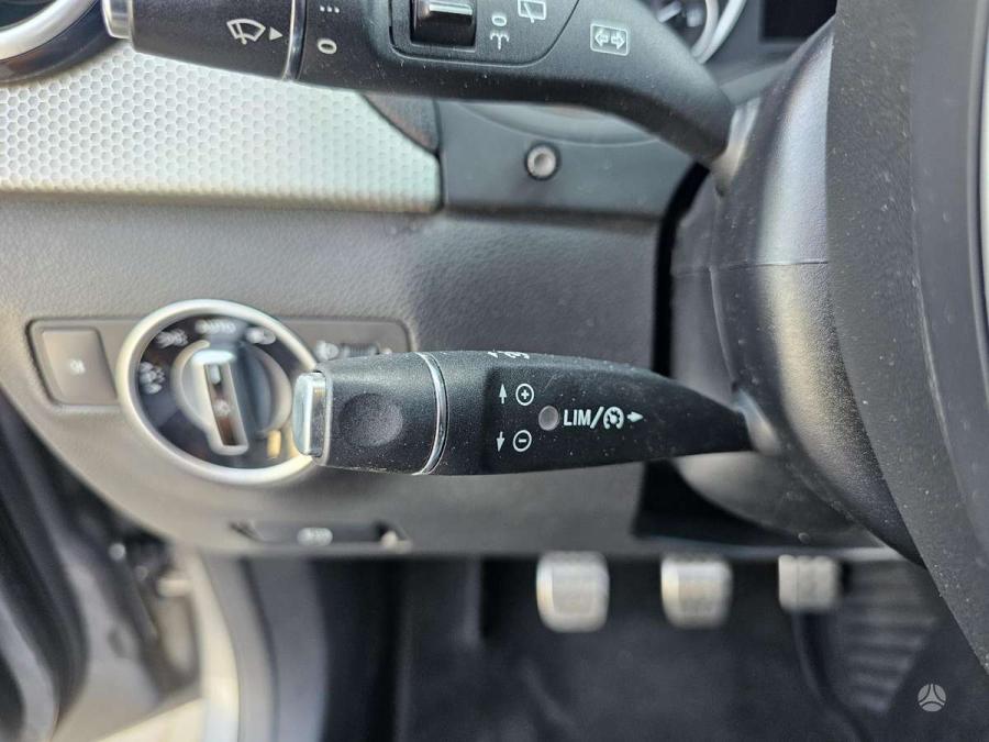 Pelēks Mercedes-Benz B 200 2012 Kretinga, ar dzinēja tilpumu 1.80 L un nobraukumu 32 tūkst. km par 5299 €, foto 28 vietnē AUTOMOTO.COM.LV