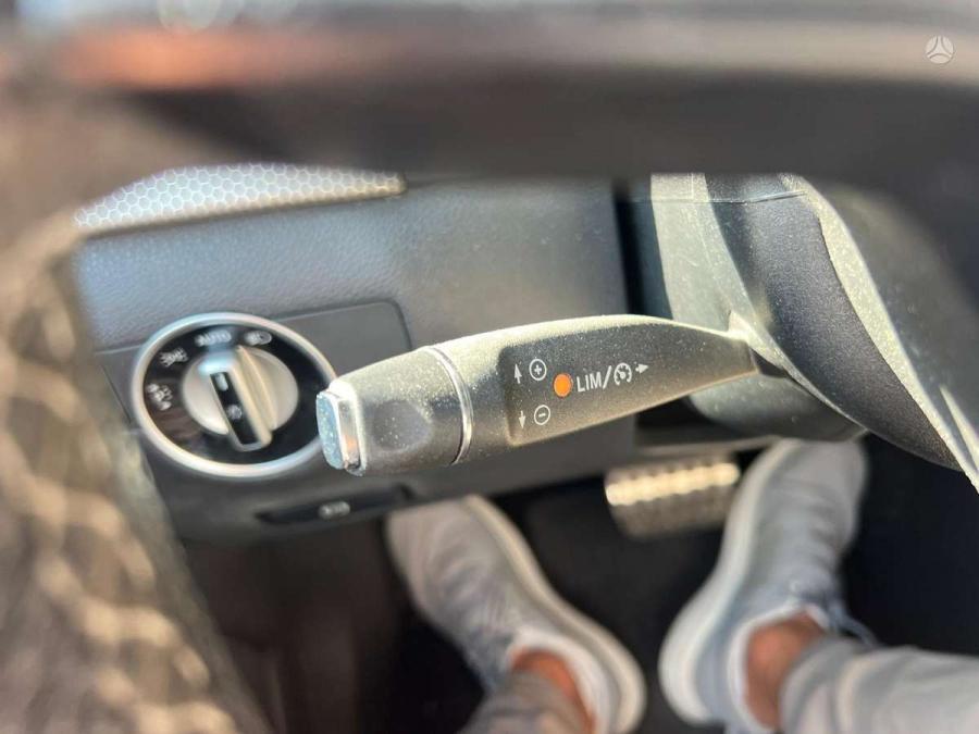 Pelēks Mercedes-Benz B 200 2012 Panevēža, ar dzinēja tilpumu 1.80 L un nobraukumu 435 tūkst. km par 3500 €, foto 12 vietnē AUTOMOTO.COM.LV
