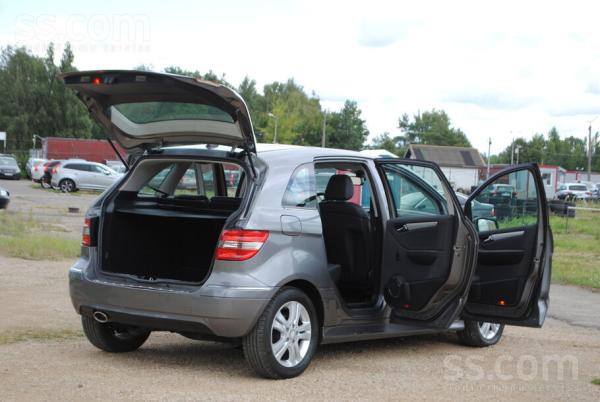 Pelēks Mercedes-Benz B 200 2012 Rīga, ar dzinēja tilpumu 2.00 L un nobraukumu 218 tūkst. km par 4490 €, foto 7 vietnē AUTOMOTO.COM.LV