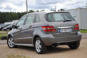 Серый Мерседес Б 200 2012 в Рига, объемом двигателя 2.00 л и пробегом 218 тыс. км за 4490 €, фото 4 на AUTOMOTO.COM.LV