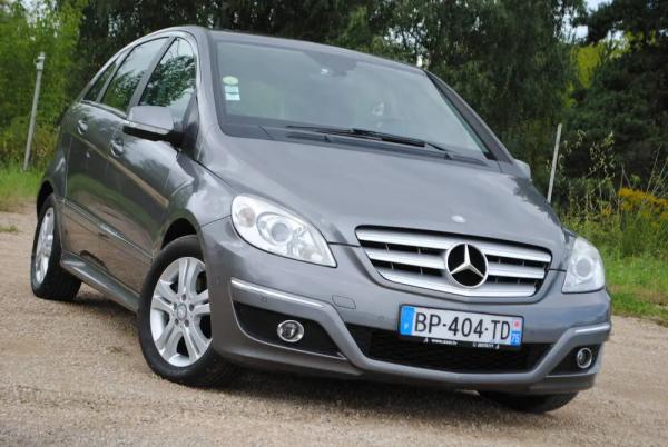 Pelēks Mercedes-Benz B 200 2012 Rīga, ar dzinēja tilpumu 2.00 L un nobraukumu 218 tūkst. km par 4490 €, foto 4 vietnē AUTOMOTO.COM.LV