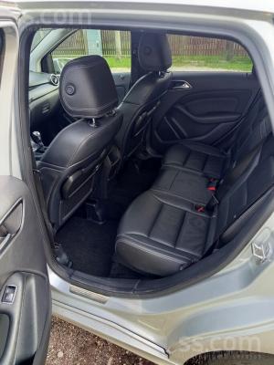 Grey Mercedes-Benz B 200 2012 in Jurmala, with an engine capacity of 1.80 L and mileage of 279 thousand km for 5300 €, photo 10 on AUTOMOTO.COM.LV