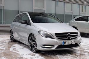 Pelēks Mercedes-Benz B 200 2013 Viļņa, ar dzinēja tilpumu 1.80 L un nobraukumu 334 tūkst. km par 6700 €, foto  vietnē AUTOMOTO.COM.LV
