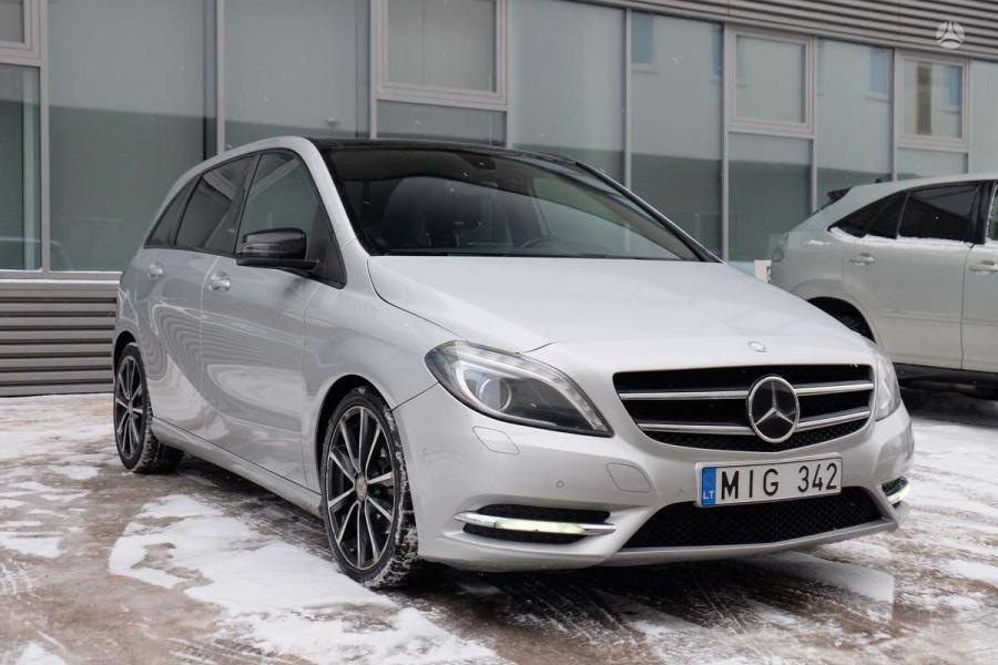 Pelēks Mercedes-Benz B 200 2013 Viļņa, ar dzinēja tilpumu 1.80 L un nobraukumu 334 tūkst. km par 6700 €, foto 1 vietnē AUTOMOTO.COM.LV