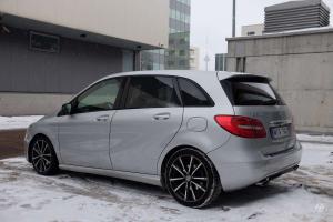 Pelēks Mercedes-Benz B 200 2013 Viļņa, ar dzinēja tilpumu 1.80 L un nobraukumu 334 tūkst. km par 6700 €, foto 5 vietnē AUTOMOTO.COM.LV
