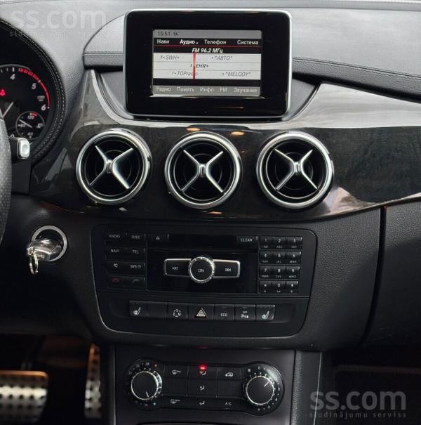 Pelēks Mercedes-Benz B 200 2013 Rīga, ar dzinēja tilpumu 1.80 L un nobraukumu 273 tūkst. km par 7350 €, foto 10 vietnē AUTOMOTO.COM.LV