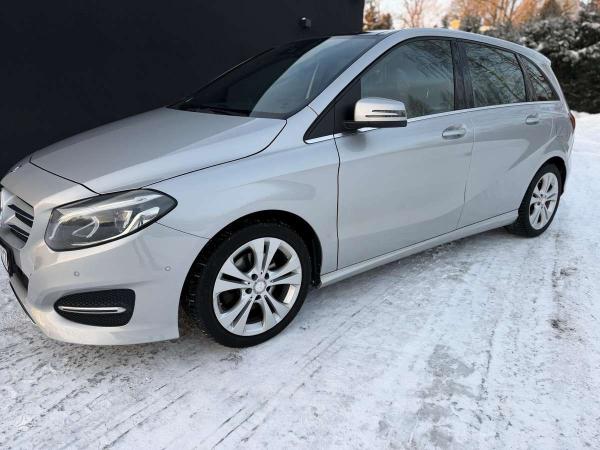 Pelēks Mercedes-Benz B 200 2015 Kazlų Rūda, ar dzinēja tilpumu 2.14 L un nobraukumu 265 tūkst. km par 5999 €, foto 1 vietnē AUTOMOTO.COM.LV