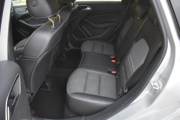 Grey Mercedes-Benz B 200 2016 in Talsi, with an engine capacity of 2.00 L and mileage of 149 thousand km for 12700 €, photo 8 on AUTOMOTO.COM.LV