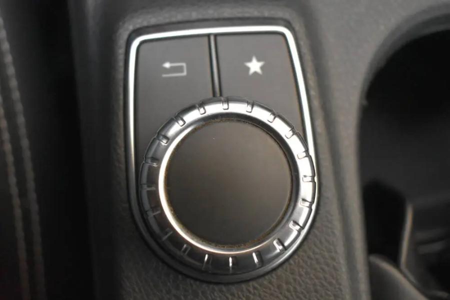 Grey Mercedes-Benz B 200 2016 in Talsi, with an engine capacity of 2.00 L and mileage of 149 thousand km for 12700 €, photo 14 on AUTOMOTO.COM.LV