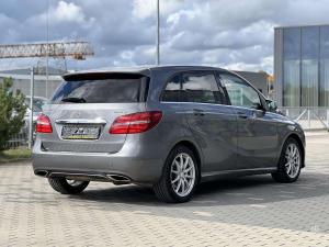 Grey Mercedes-Benz B 200 2016 in Siauliai, with an engine capacity of 2.14 L and mileage of 107 thousand km for 10700 €, photo 9 on AUTOMOTO.COM.LV