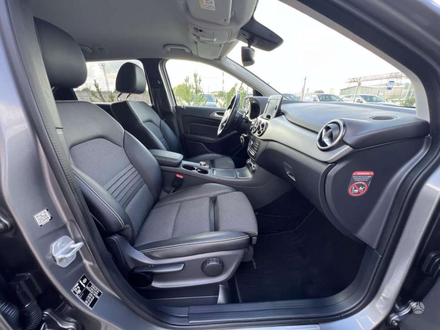 Grey Mercedes-Benz B 200 2016 in Siauliai, with an engine capacity of 2.14 L and mileage of 107 thousand km for 10700 €, photo 22 on AUTOMOTO.COM.LV