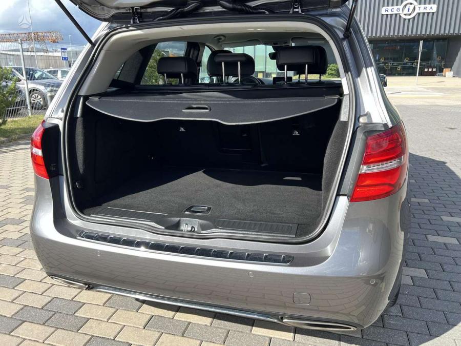 Grey Mercedes-Benz B 200 2016 in Siauliai, with an engine capacity of 2.14 L and mileage of 107 thousand km for 10700 €, photo 24 on AUTOMOTO.COM.LV