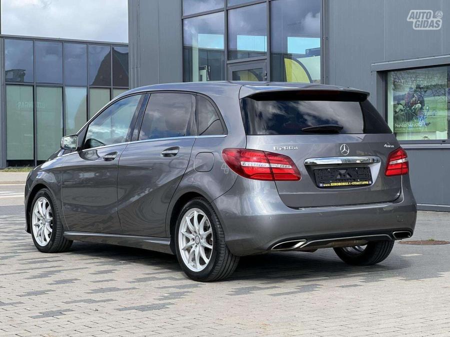Pelēks Mercedes-Benz B 200 2016 Šauļi, ar dzinēja tilpumu 2.10 L un nobraukumu 107 tūkst. km par 10700 €, foto 8 vietnē AUTOMOTO.COM.LV