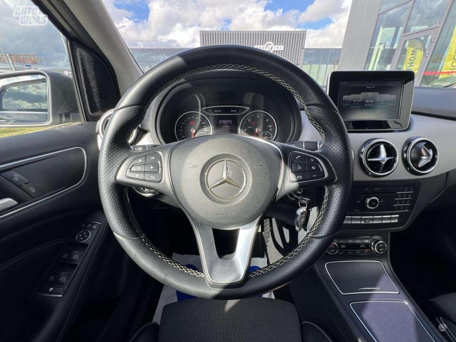 Pelēks Mercedes-Benz B 200 2016 Šauļi, ar dzinēja tilpumu 2.10 L un nobraukumu 107 tūkst. km par 10700 €, foto 16 vietnē AUTOMOTO.COM.LV