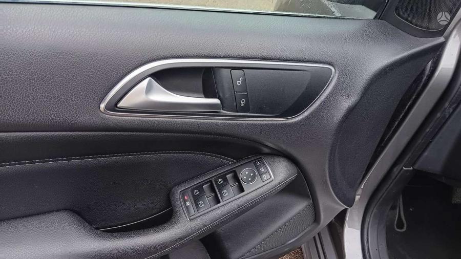 Pelēks Mercedes-Benz B 200 2018 Tauragė, ar dzinēja tilpumu 2.14 L un nobraukumu 229 tūkst. km par 7200 €, foto 9 vietnē AUTOMOTO.COM.LV