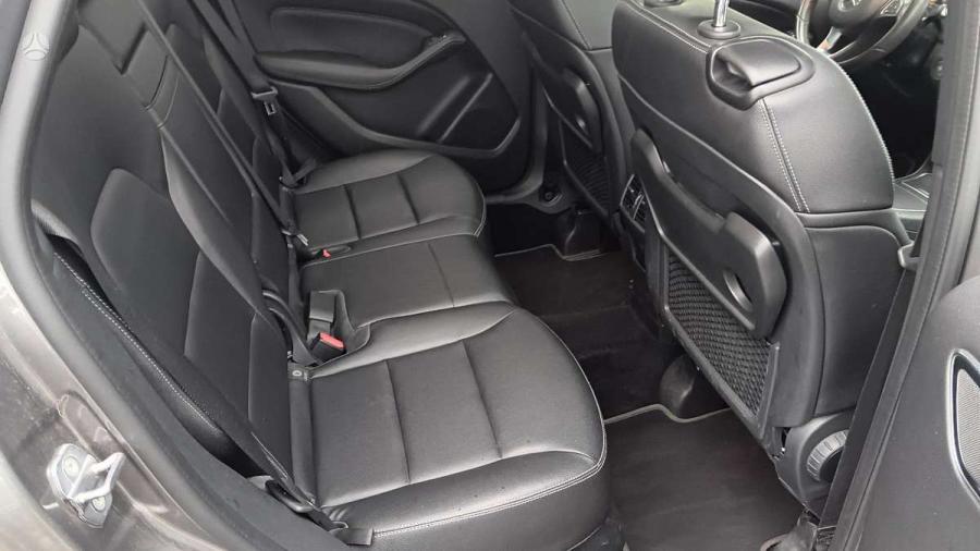 Pelēks Mercedes-Benz B 200 2018 Tauragė, ar dzinēja tilpumu 2.14 L un nobraukumu 229 tūkst. km par 7200 €, foto 12 vietnē AUTOMOTO.COM.LV