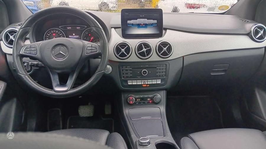Pelēks Mercedes-Benz B 200 2018 Tauragė, ar dzinēja tilpumu 2.14 L un nobraukumu 229 tūkst. km par 7200 €, foto 15 vietnē AUTOMOTO.COM.LV