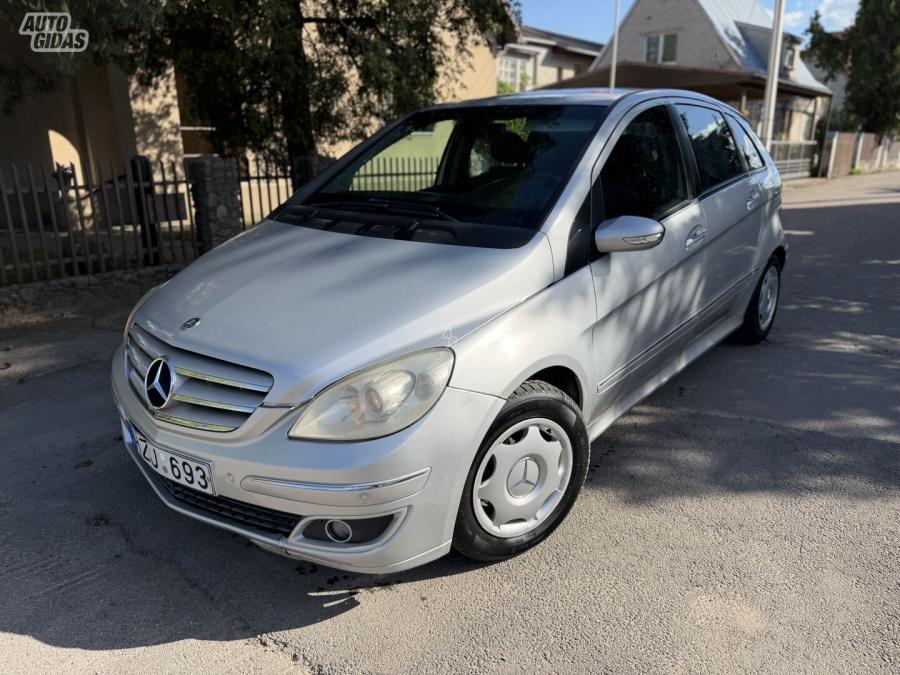 Grey Mercedes-Benz B 200 2005 in Kaunas, with an engine capacity of 2.00 L and mileage of 225 thousand km for 900 €, photo 1 on AUTOMOTO.COM.LV