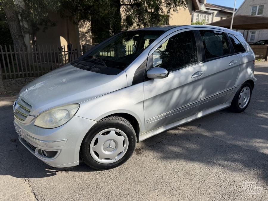 Grey Mercedes-Benz B 200 2005 in Kaunas, with an engine capacity of 2.00 L and mileage of 225 thousand km for 900 €, photo 3 on AUTOMOTO.COM.LV