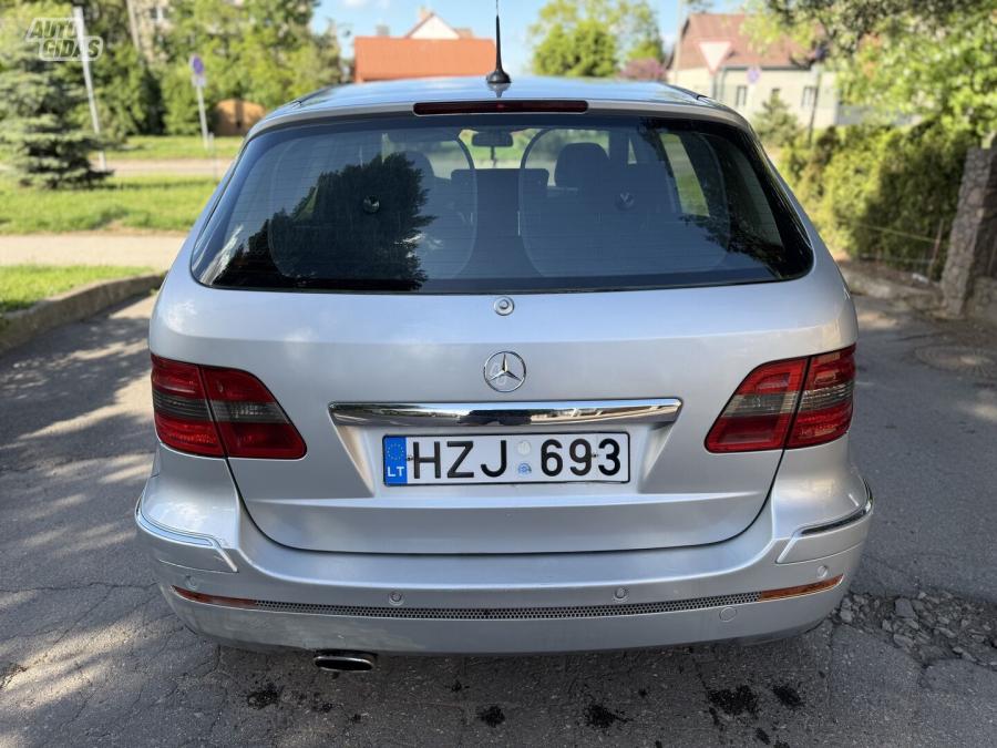 Grey Mercedes-Benz B 200 2005 in Kaunas, with an engine capacity of 2.00 L and mileage of 225 thousand km for 900 €, photo 9 on AUTOMOTO.COM.LV