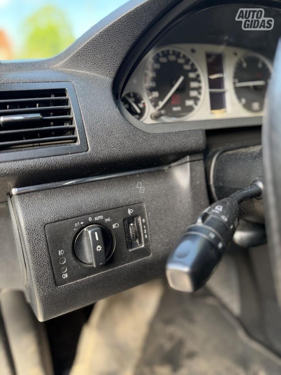 Grey Mercedes-Benz B 200 2005 in Kaunas, with an engine capacity of 2.00 L and mileage of 225 thousand km for 900 €, photo 17 on AUTOMOTO.COM.LV