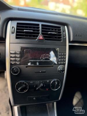 Grey Mercedes-Benz B 200 2005 in Kaunas, with an engine capacity of 2.00 L and mileage of 225 thousand km for 900 €, photo 18 on AUTOMOTO.COM.LV