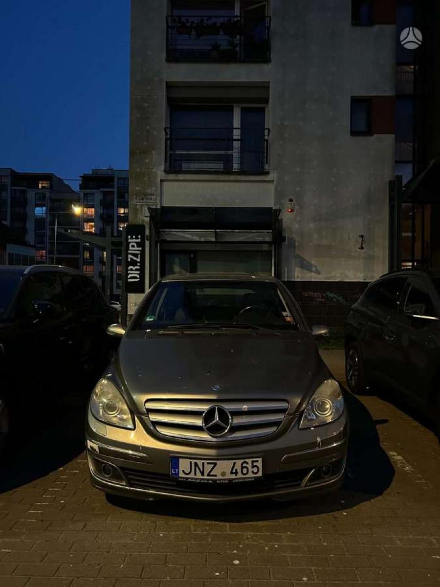 Grey Mercedes-Benz B 200 2005 in Vilnius, with an engine capacity of 1.99 L and mileage of 300 thousand km for 590 €, photo 3 on AUTOMOTO.COM.LV