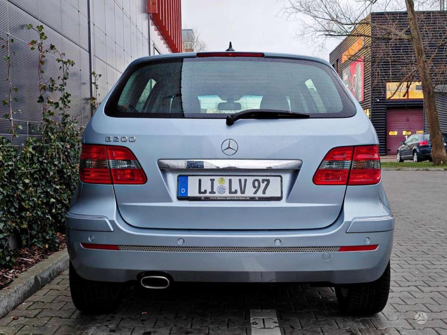 Grey Mercedes-Benz B 200 2006 in Klaipeda, with an engine capacity of 2.04 L and mileage of 92 thousand km for 3999 €, photo 3 on AUTOMOTO.COM.LV