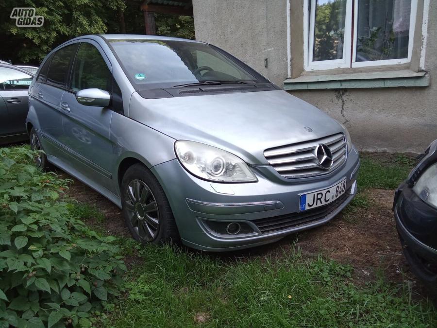 Pelēks Mercedes-Benz B 200 2007 Viļņa, ar dzinēja tilpumu 2.00 L un nobraukumu 360 tūkst. km par 850 €, foto 1 vietnē AUTOMOTO.COM.LV